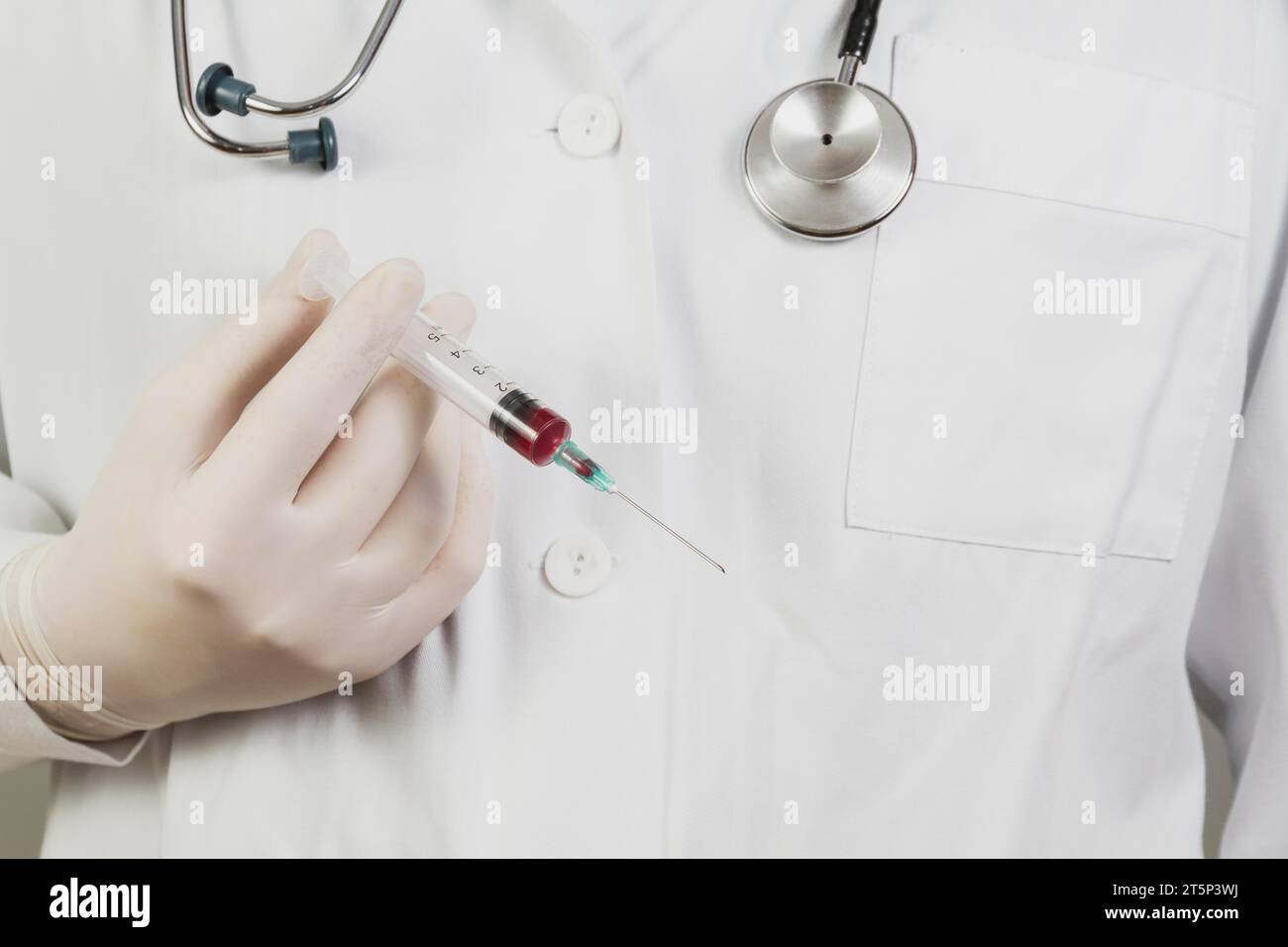 Doctor blood analysis hi-res stock photography and images - Alamy