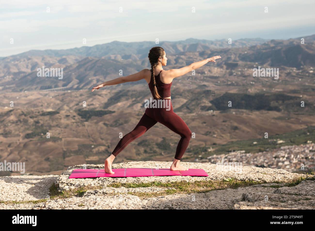 Front view yoga practice outdoor Stock Photo - Alamy
