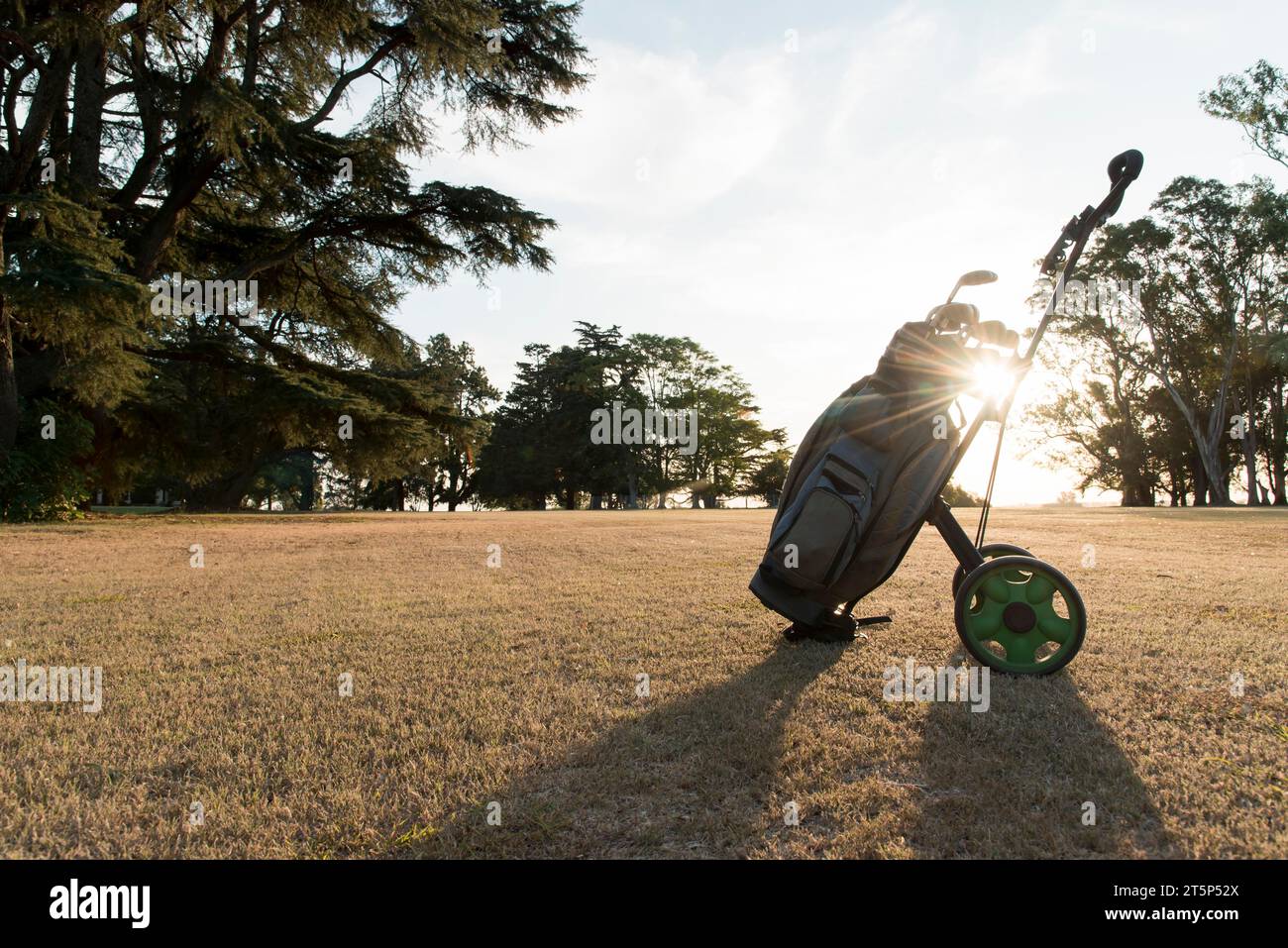 Gold course equipment hi-res stock photography and images - Alamy