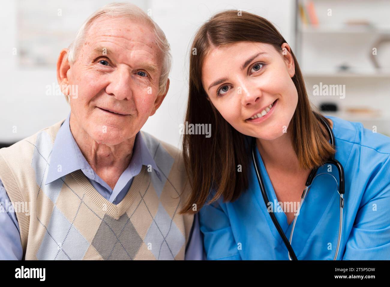 Old grandfather retirement age looking hi-res stock photography and images - Alamy