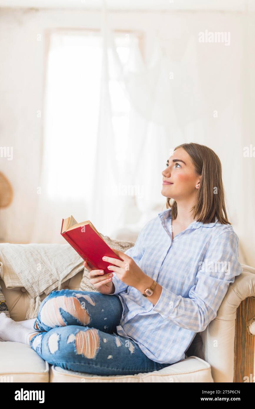 Thoughtful attention hi-res stock photography and images - Alamy