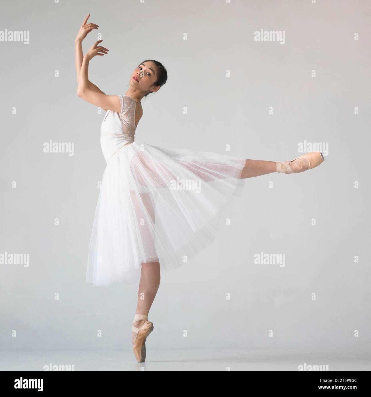 Classic ballerina hi-res stock photography and images - Alamy