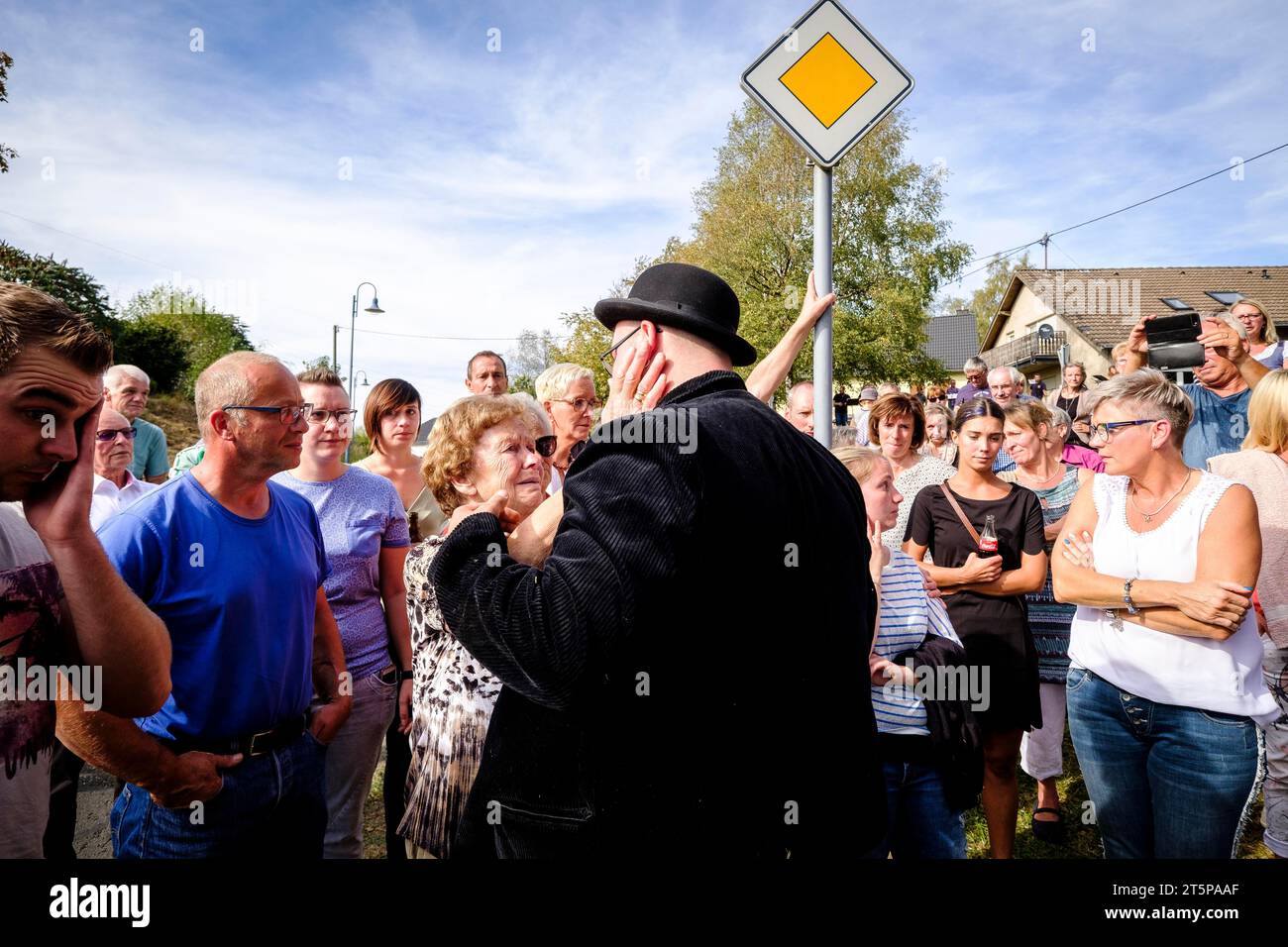 Roland family hi-res stock photography and images - Alamy
