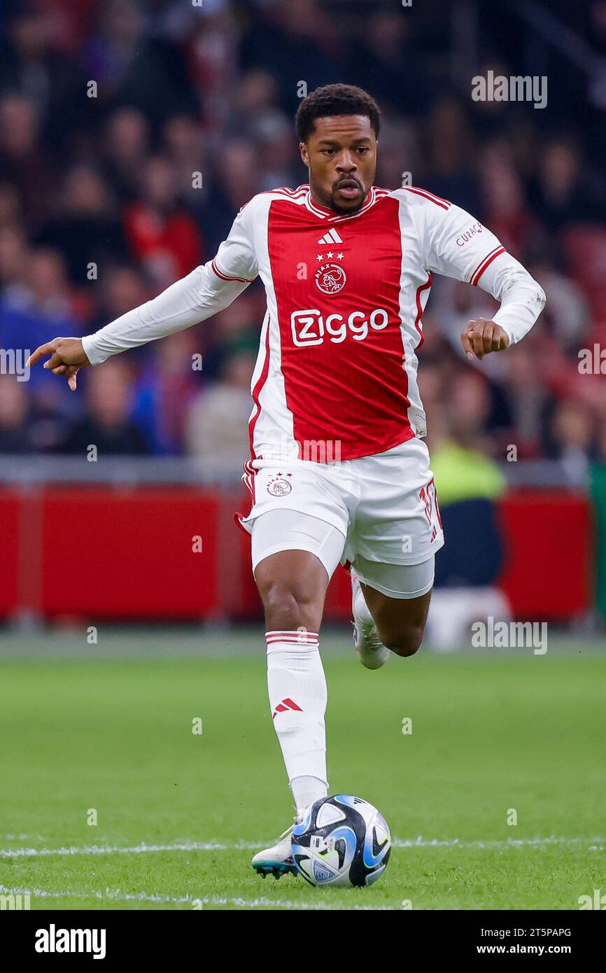 Chuba akpom 2024 hi-res stock photography and images - Alamy