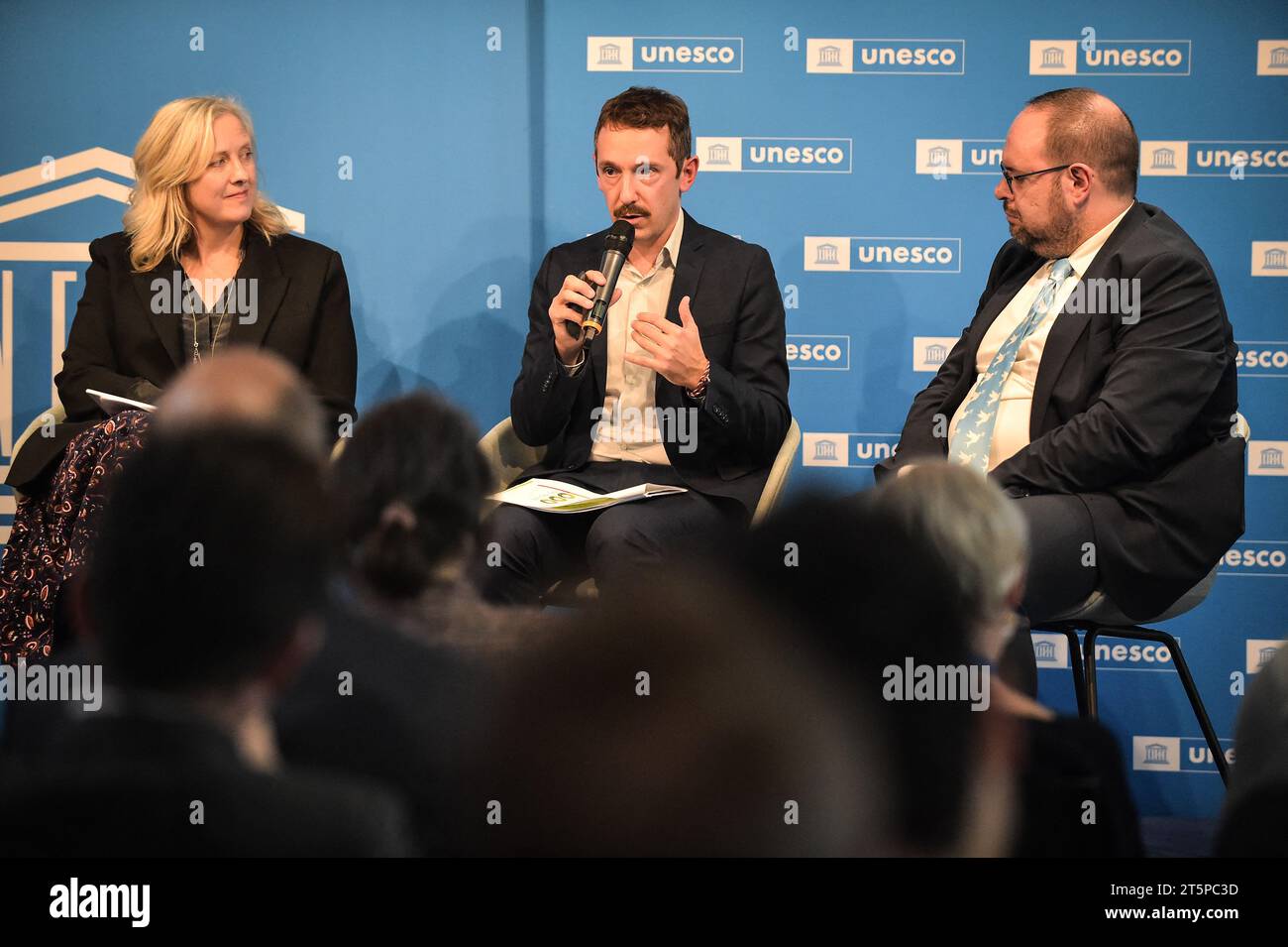 Ipsos paris hi-res stock photography and images - Alamy