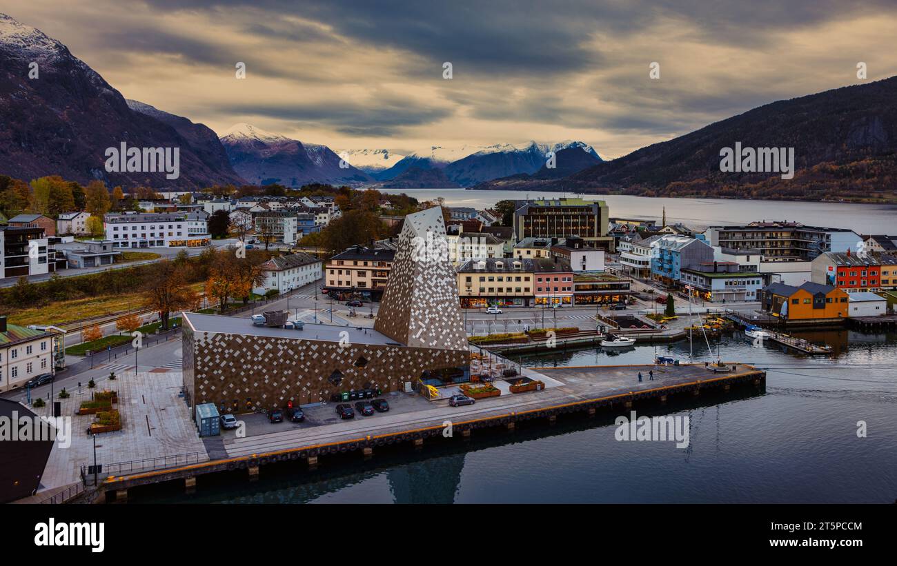 Andalsnes hi-res stock photography and images - Alamy