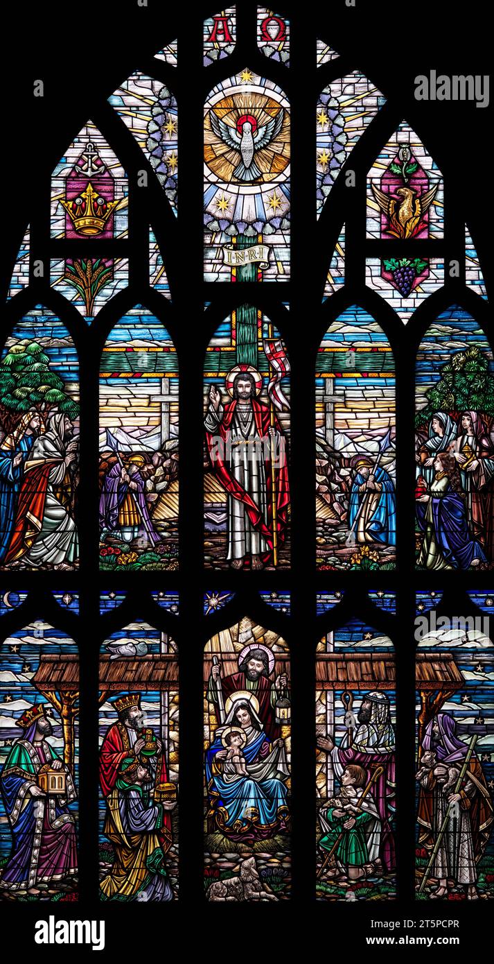 The East Window, by Roy Coomber (2001), in St Michael's church ...