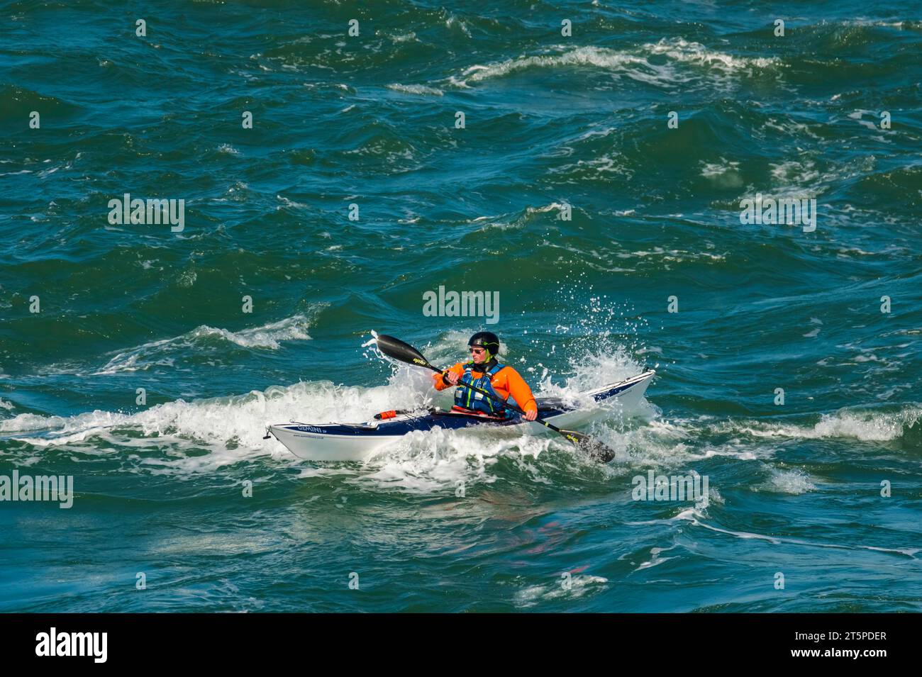 Kanoo hi-res stock photography and images - Alamy