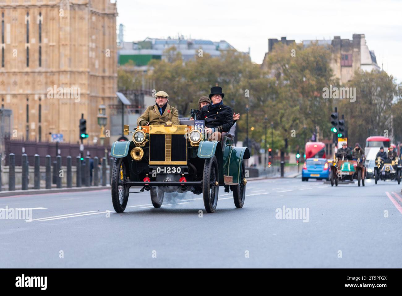 Participating vehicles hi-res stock photography and images - Alamy