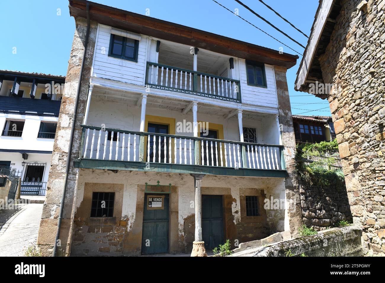 Traditional architecture in Abantsu. Redes Natural Park and Biosphere ...