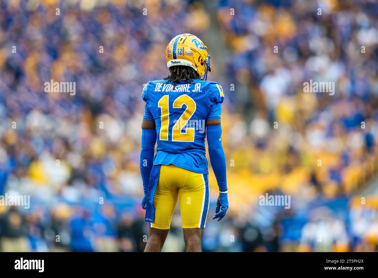 USA. 04th Nov, 2023. November 4, 2023: Pitt Panthers punt returner MJ ...