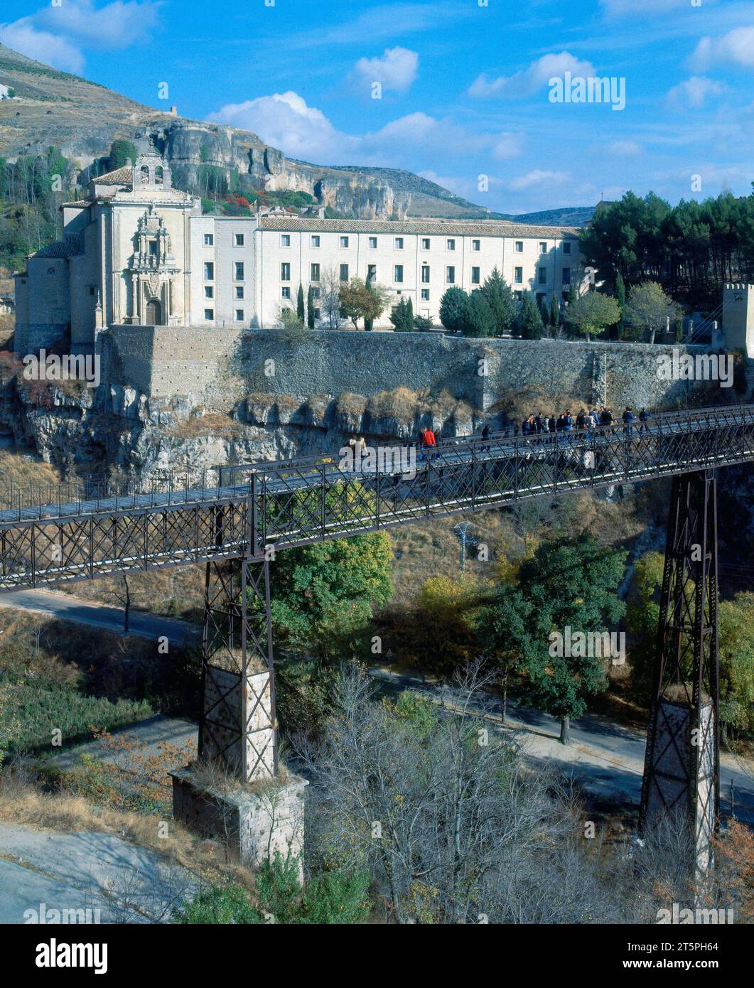 PUENTE E IGLESIA DE SAN PABLO. Location: PUENTE DE SAN PABLO. BASIN ...