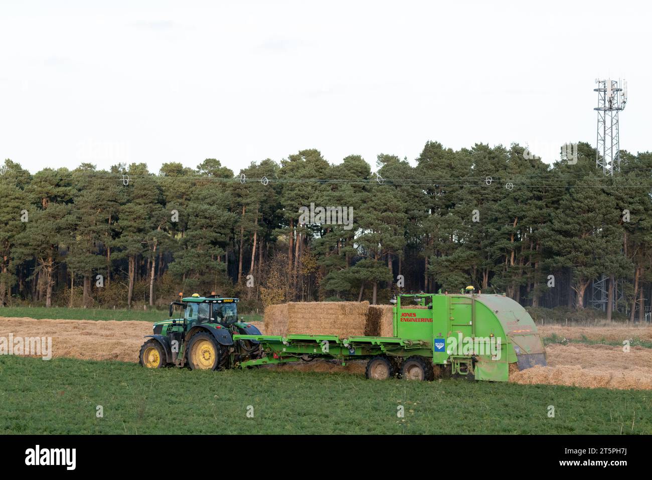 Straw layer machine hi-res stock photography and images - Alamy