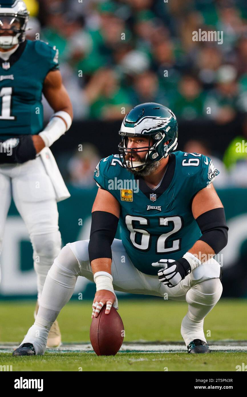 Philadelphia Eagles center Jason Kelce (62) in action against the ...