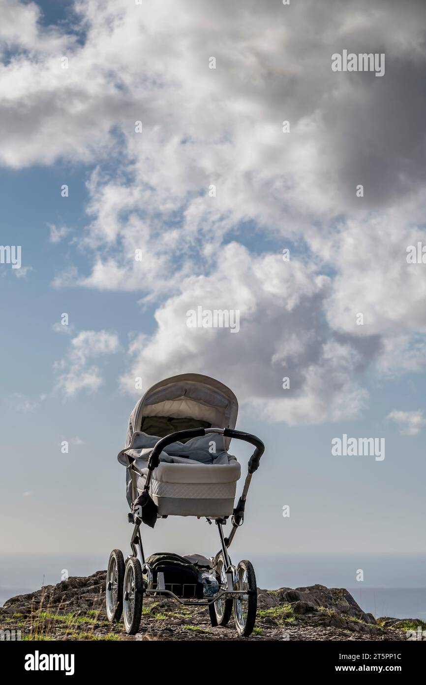 Empty crib hi-res stock photography and images - Alamy