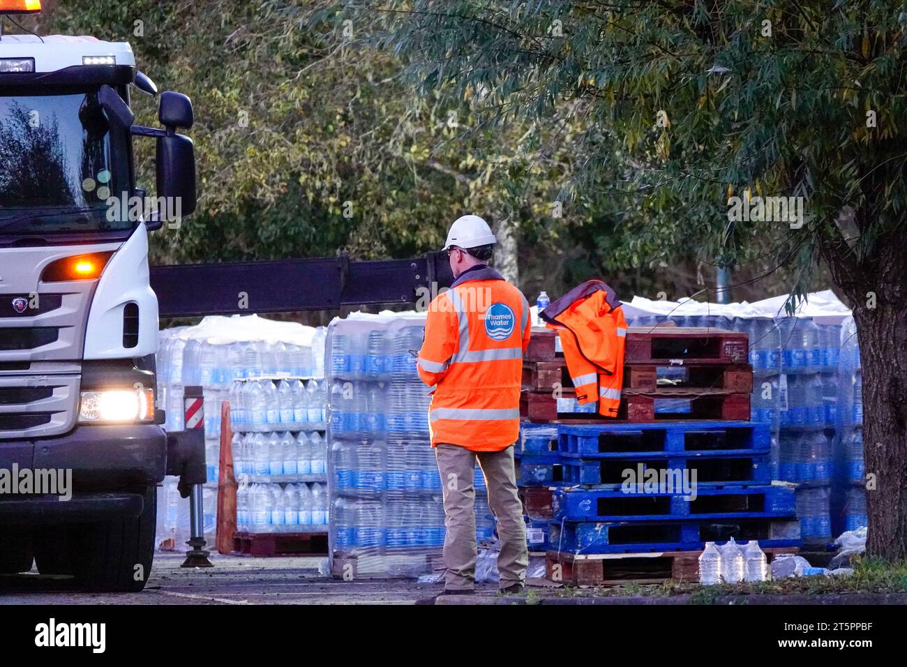 Portsmouth Road, Guildford. 06th November 2023. 40000 Surrey homes ...