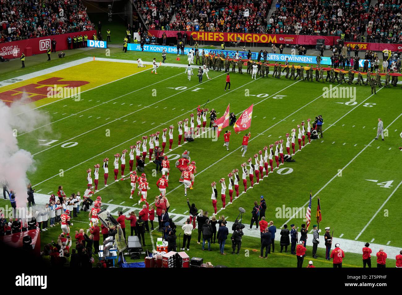 The Kansas City Chiefs take the field before an NFL football game ...