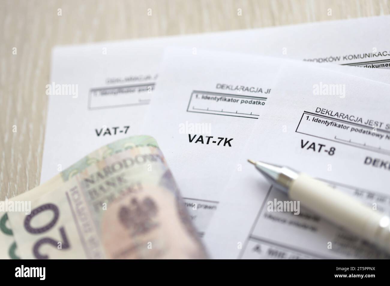 Declaration for tax on goods and services VAT-8, VAT-7K, VAT-7 form on ...