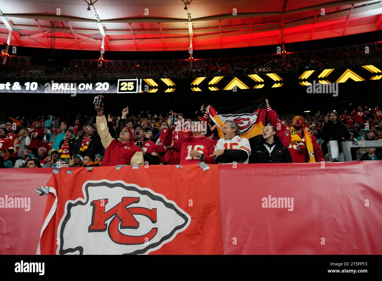 Fans cheer during an NFL football game between the Kansas City Chiefs ...