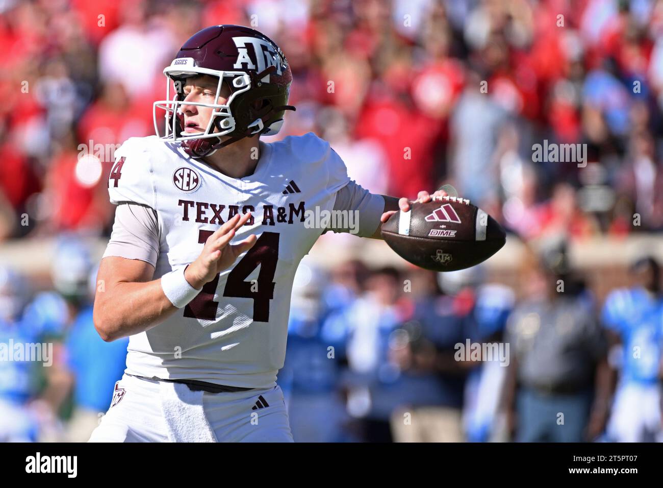 Texas A&M quarterback Max Johnson (14) looks to pass during the first ...