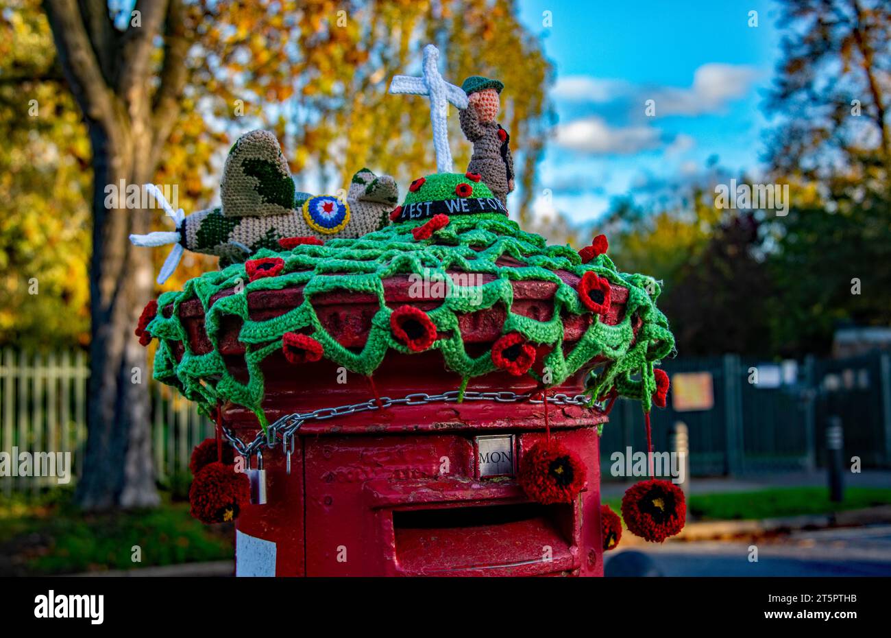 Remembrance Day, Post box topper Stock Photo - Alamy