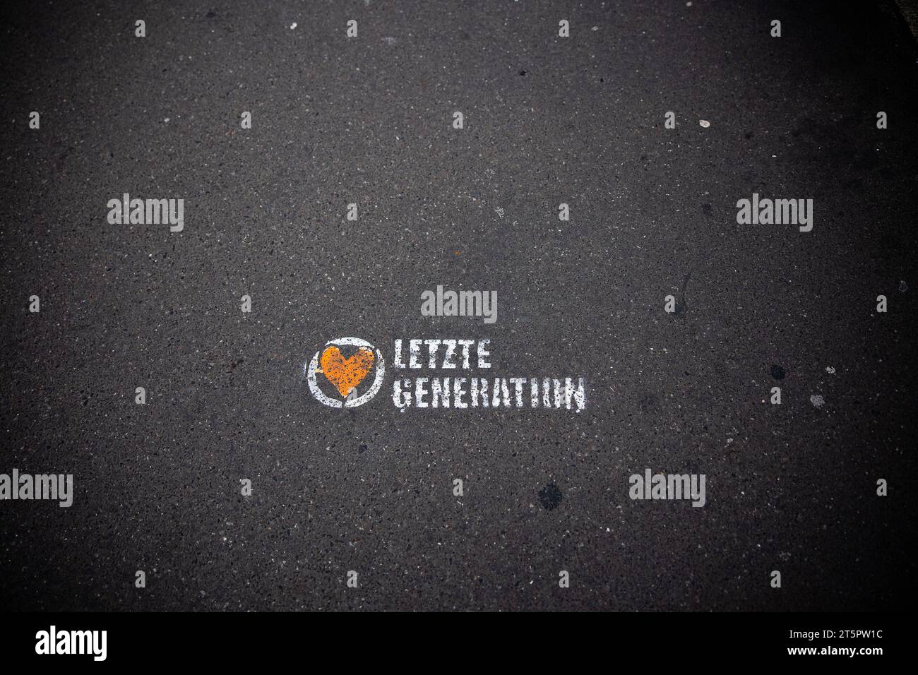 Letzte generation logo hi-res stock photography and images - Alamy