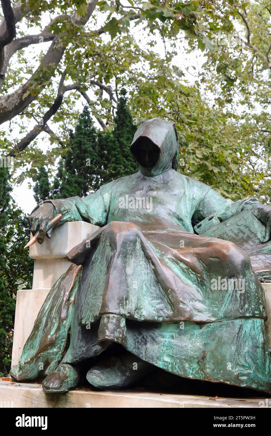 Good luck feather hi-res stock photography and images - Alamy