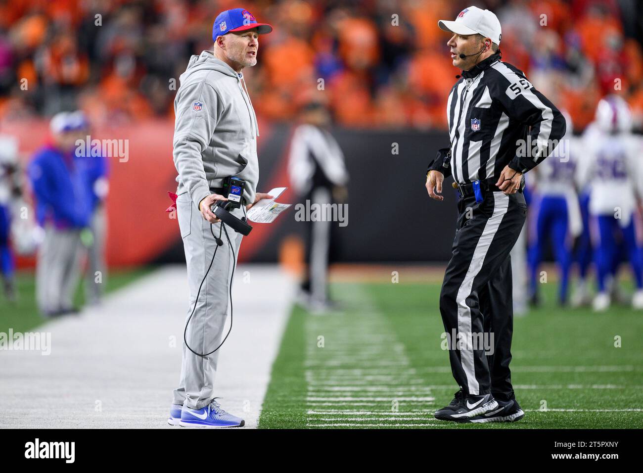 Buffalo Bills head coach Sean McDermott talks to NFL referee Alex Kemp ...