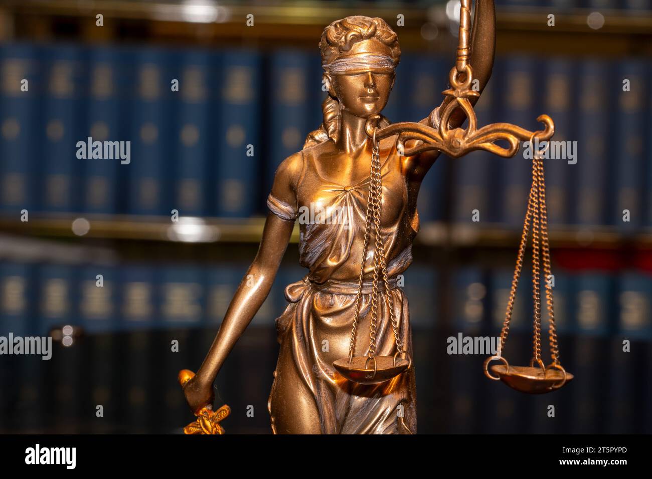 Close up justitia symbol hi-res stock photography and images - Alamy