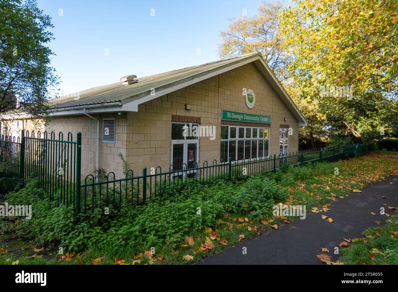 St george meeting place hi-res stock photography and images - Alamy