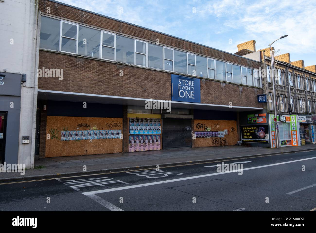 Store Twenty One branch in Kingswood, Bristol closed July 2017 Stock ...