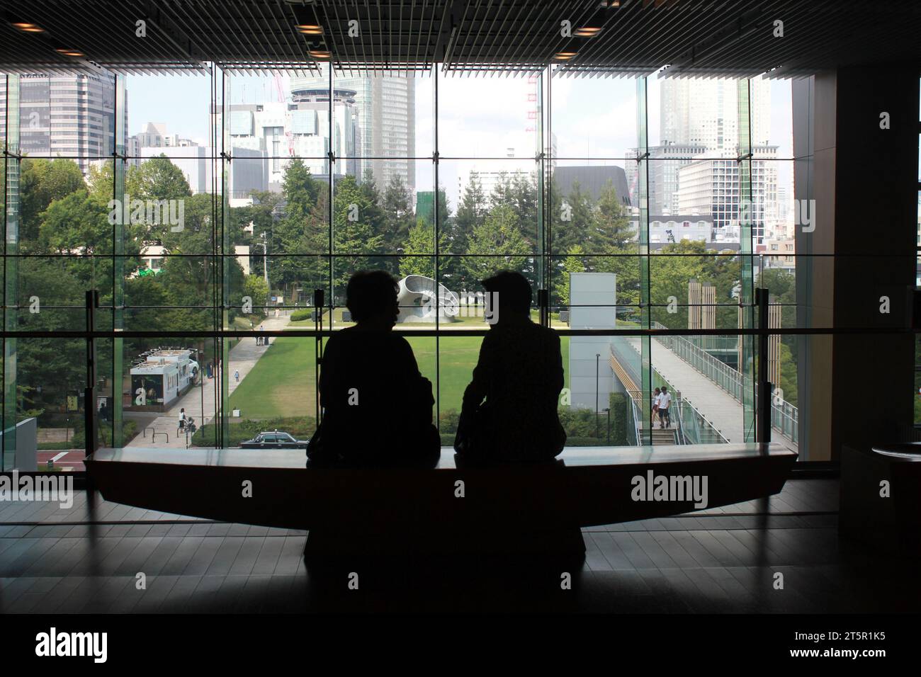 Silent conversation hi-res stock photography and images - Alamy