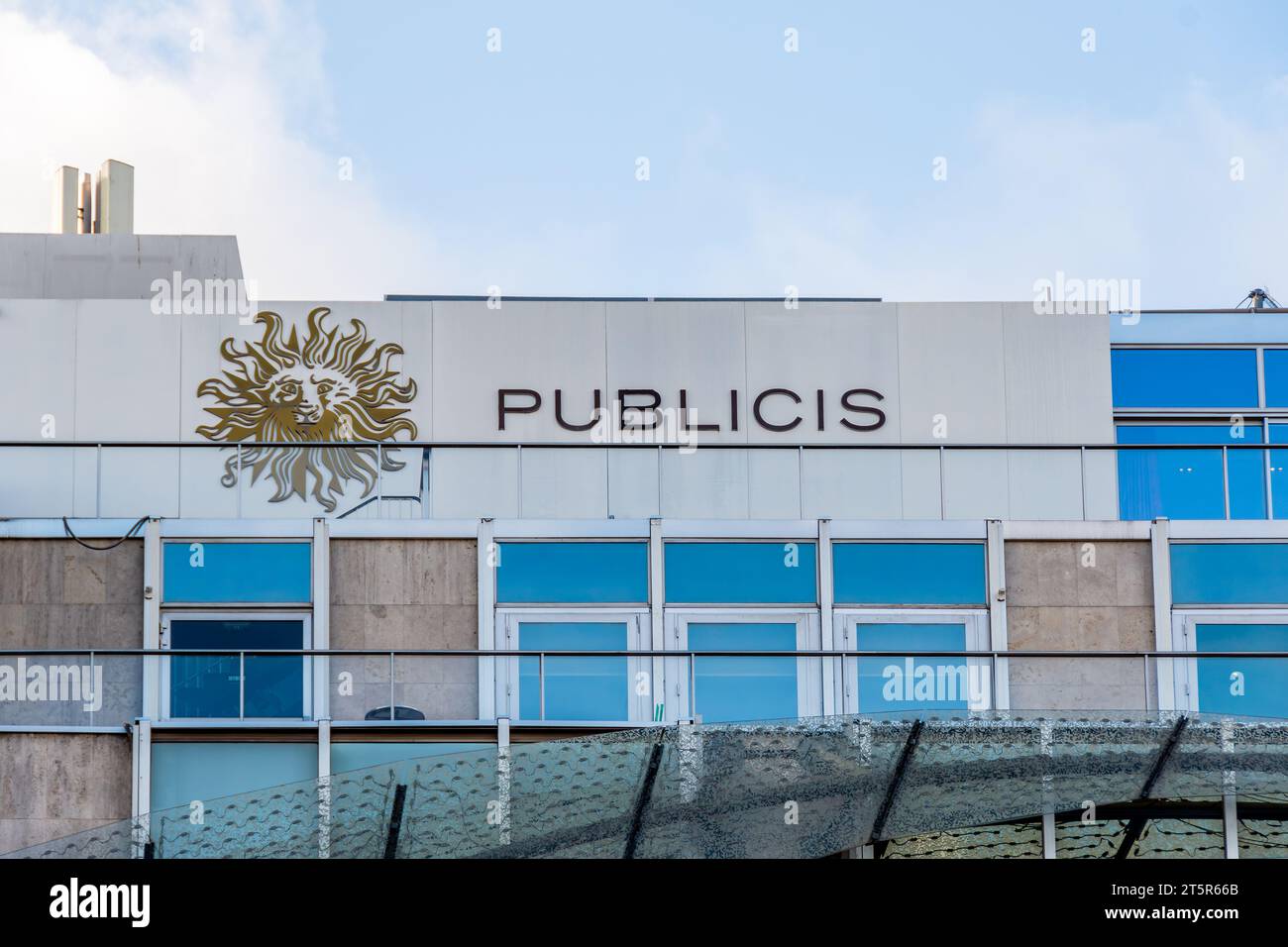 Publicis sign hi-res stock photography and images - Alamy