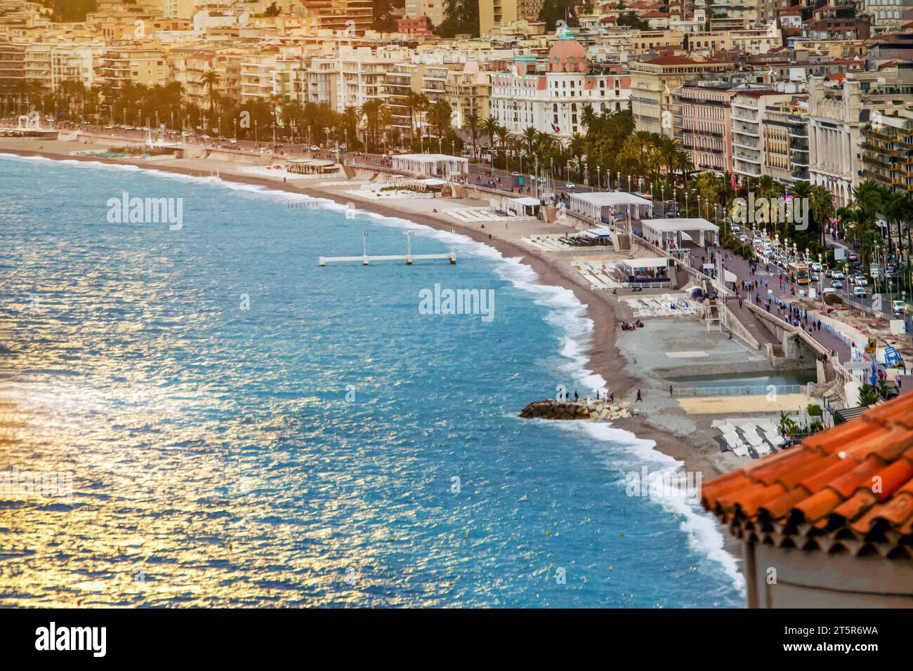 French buses hi-res stock photography and images - Alamy