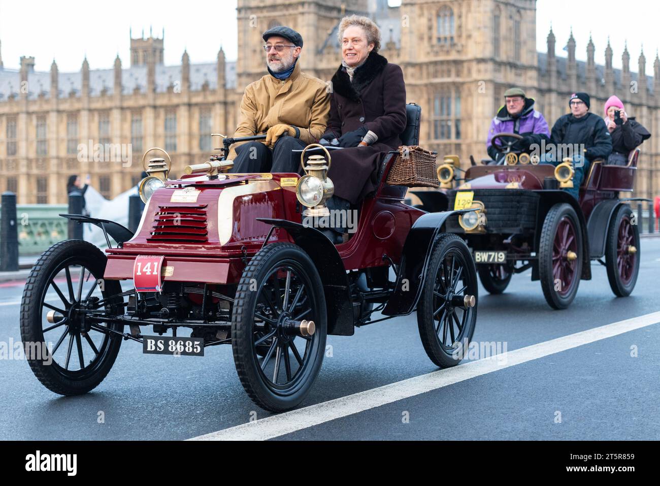 1903 crestmobile hi-res stock photography and images - Alamy