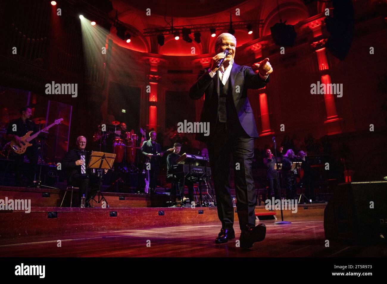 AMSTERDAM - Dries Roelvink during his concert in Het Concertgebouw ...