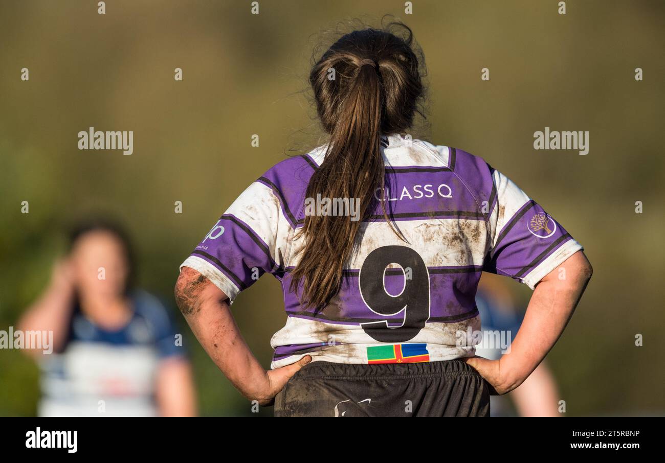 Muddy woman rugby player hi-res stock photography and images - Alamy