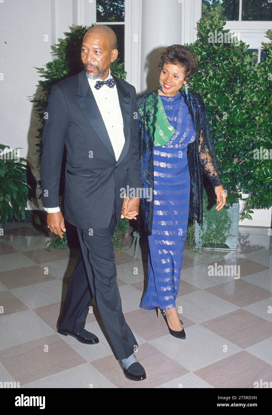 Actor Morgan Freeman and his wife, Myrna, arrive for the State Dinner ...