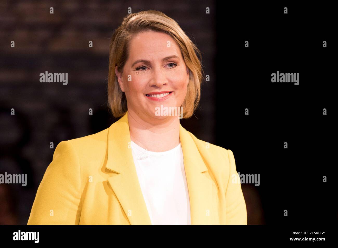 Judith Rakers im Bild: Judith Rakers - Moderatorin von 3nach9. Vor ...