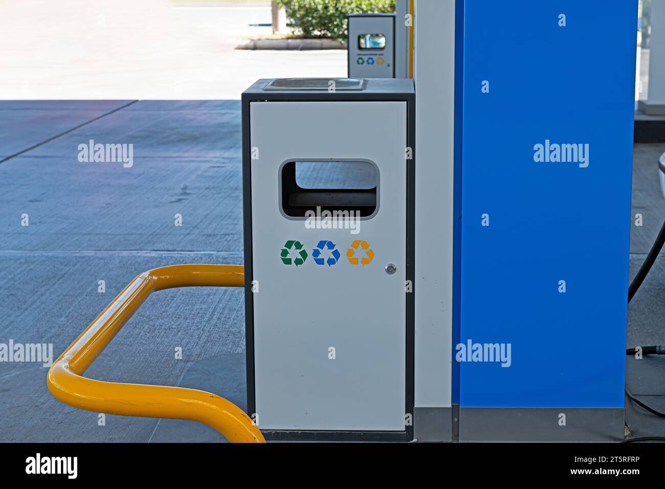 Recyclable waste bin at the petrol station Stock Photo - Alamy