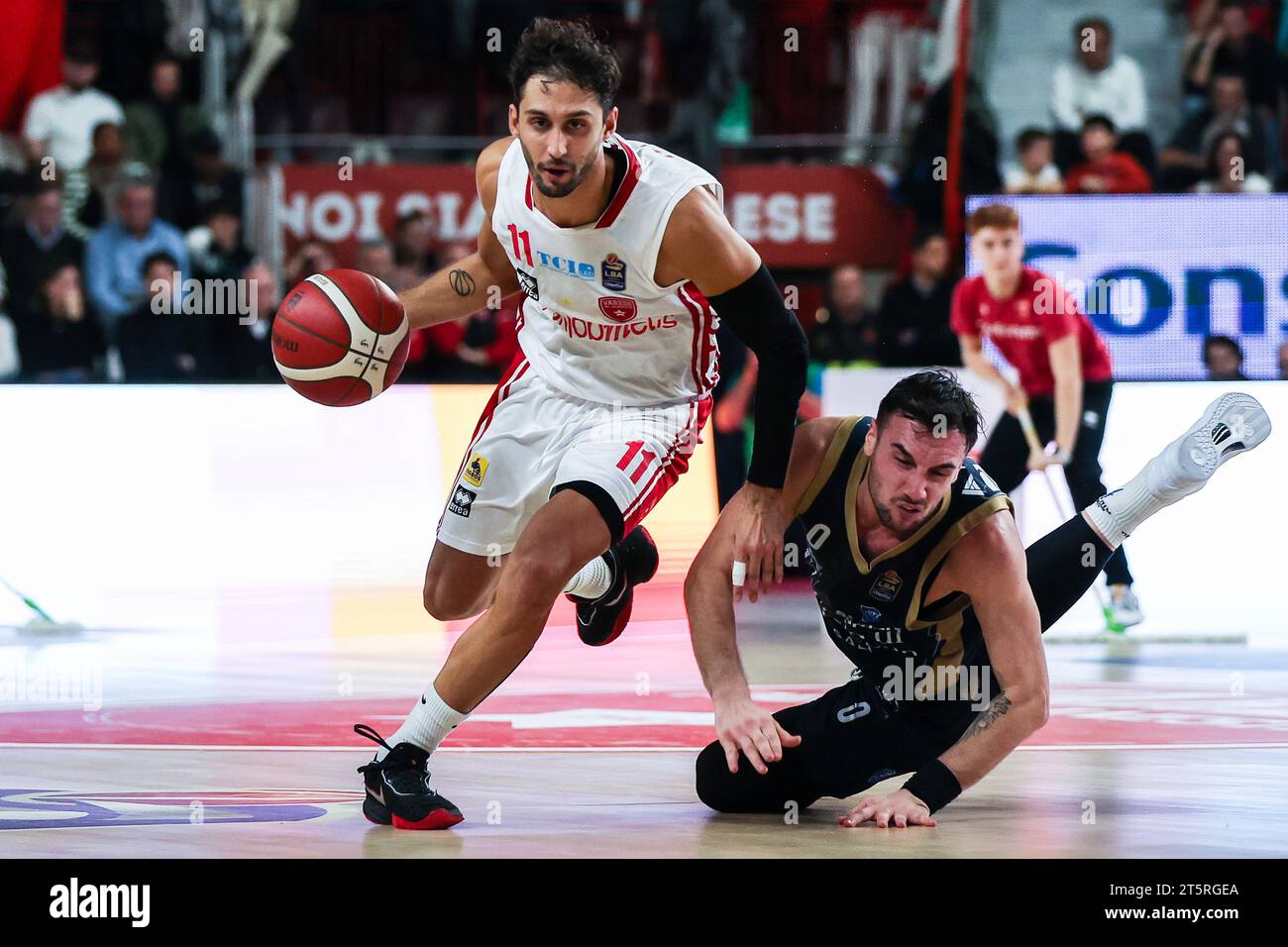 Varese, Italy. 05th Nov, 2023. Davide Moretti #11 of Pallacanestro ...