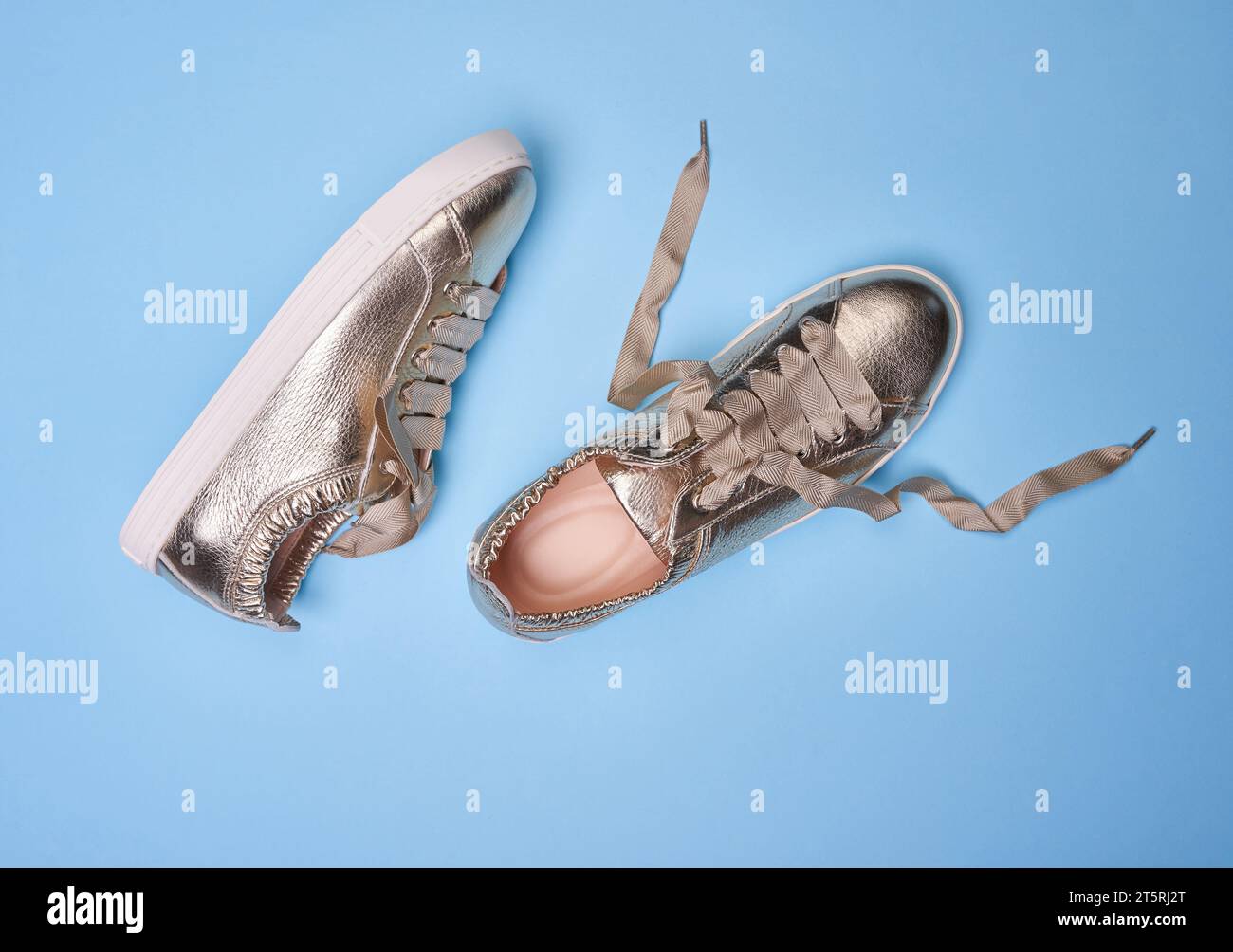 Youth golden metallic sneakers with wrinkled leather details and white ...