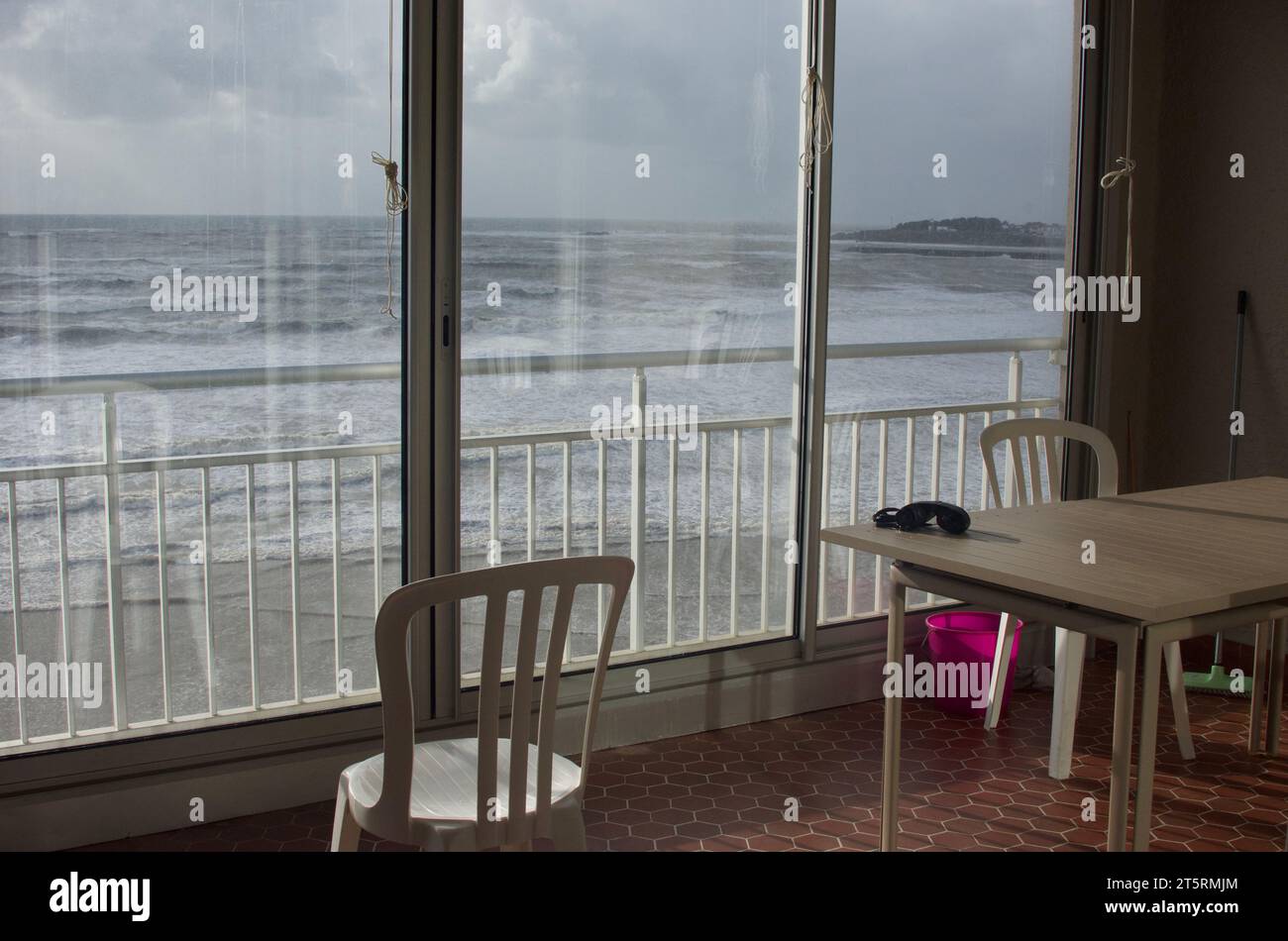 bay window overlooking the sea Stock Photo - Alamy