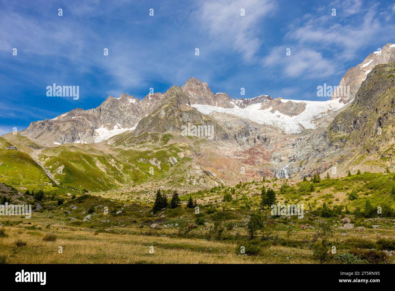 Val Veny beautiful mountain landscape in the valley of italian Alps ...