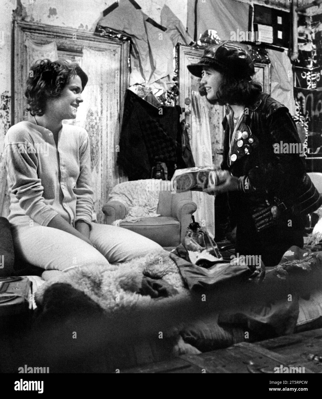 Robin Johnson, Trini Alvarado, on-set of the film, "Times Square ...