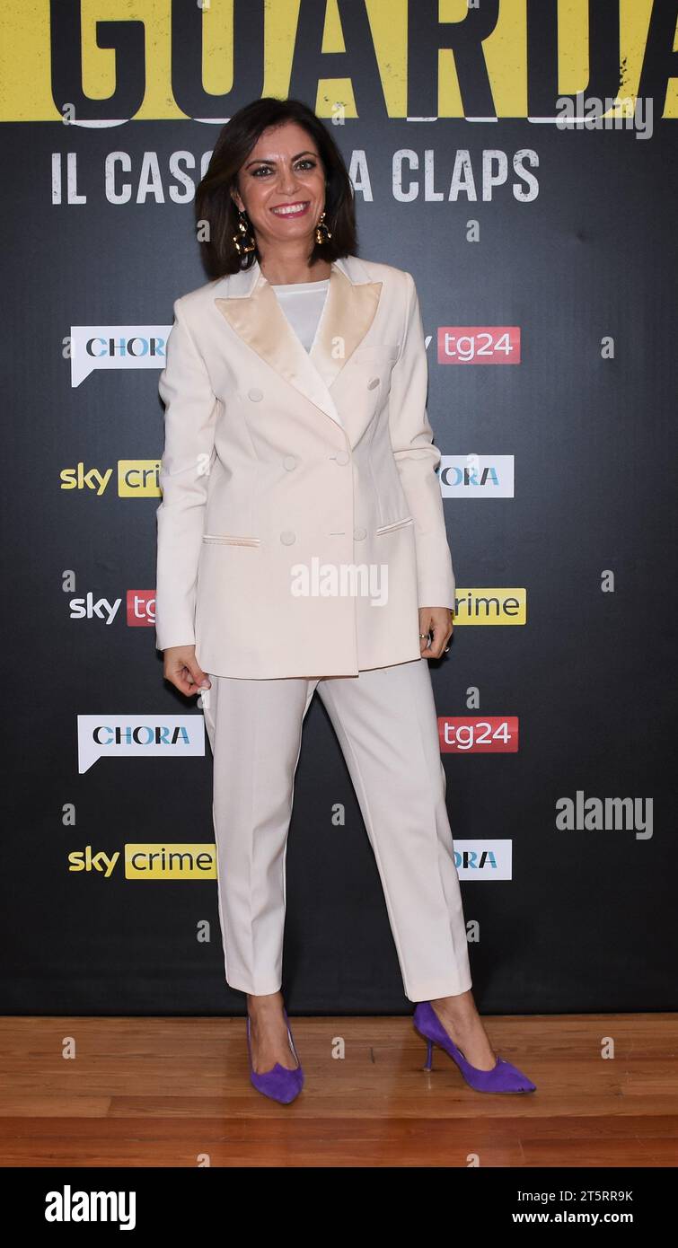 Elisa claps hi-res stock photography and images - Alamy