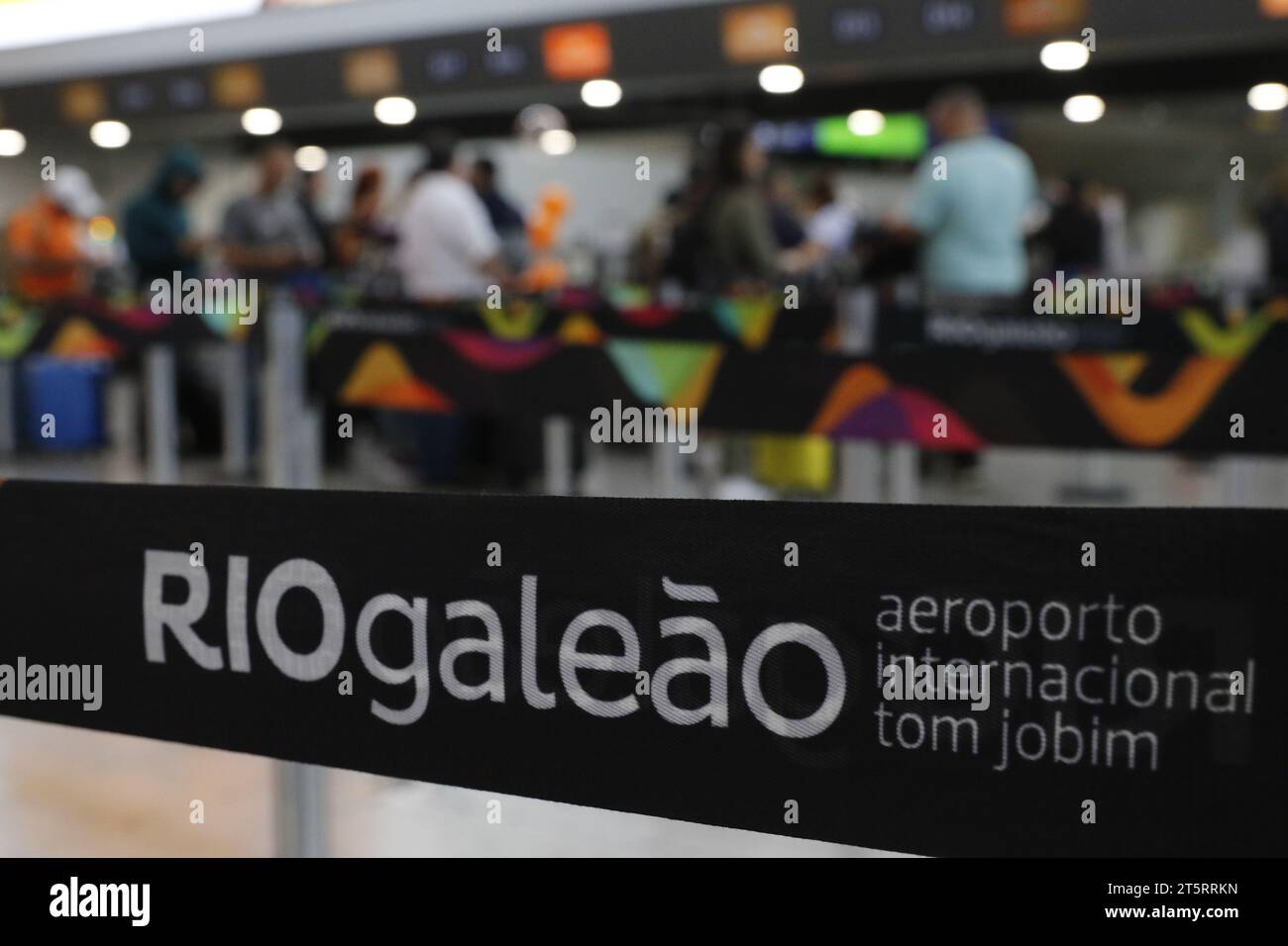 Tom Jobim International Airport Galeão Rio de Janeiro. Taxi and Uber ...