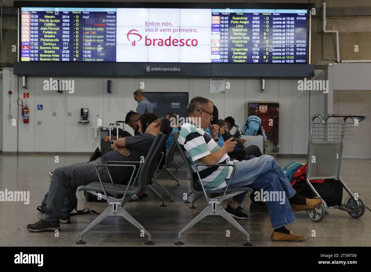 Tom Jobim International Airport Galeão Rio de Janeiro. Taxi and Uber ...