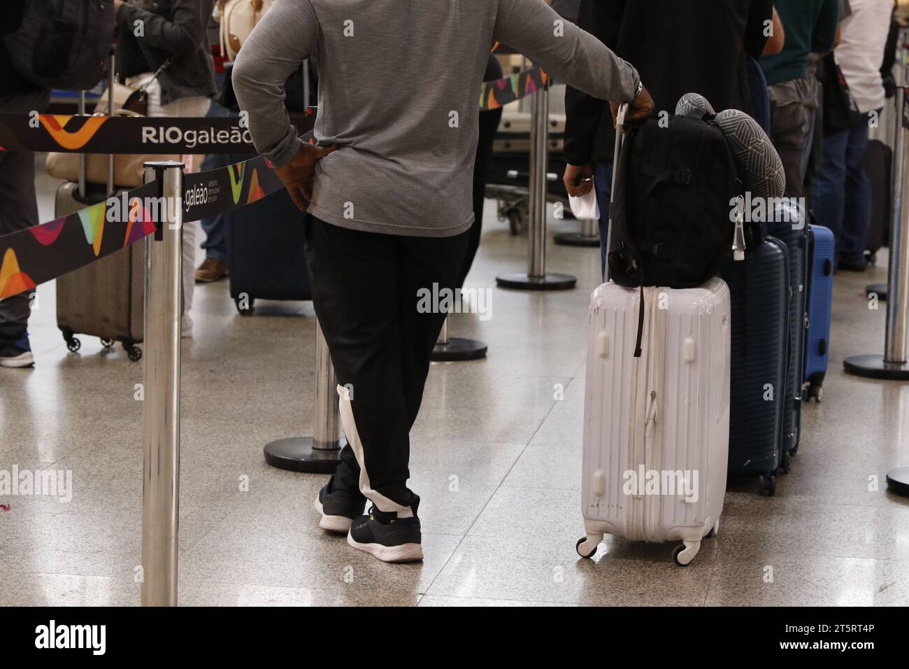 Tom Jobim International Airport Galeão Rio de Janeiro. Taxi and Uber ...