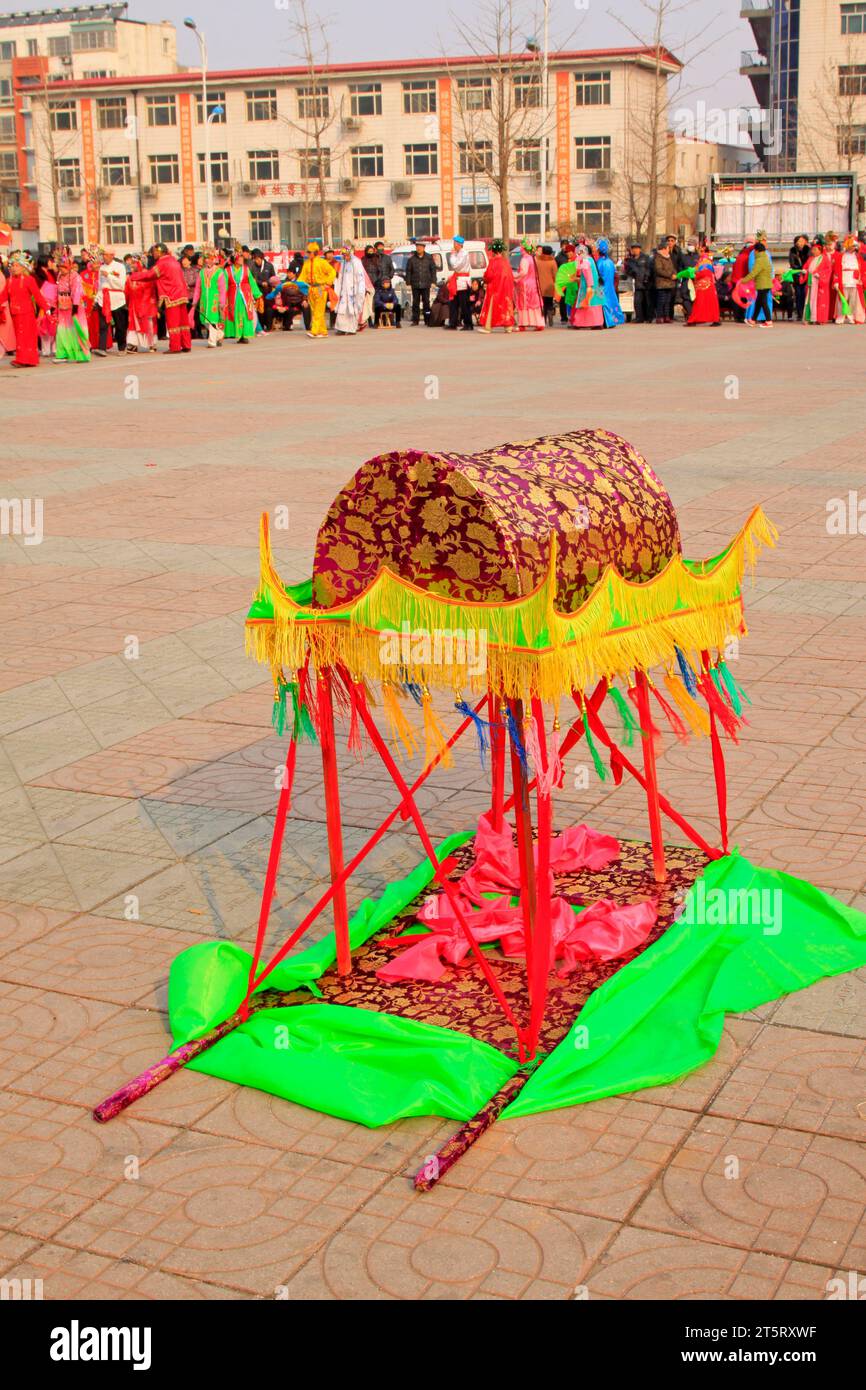 Chinese props hi-res stock photography and images - Alamy